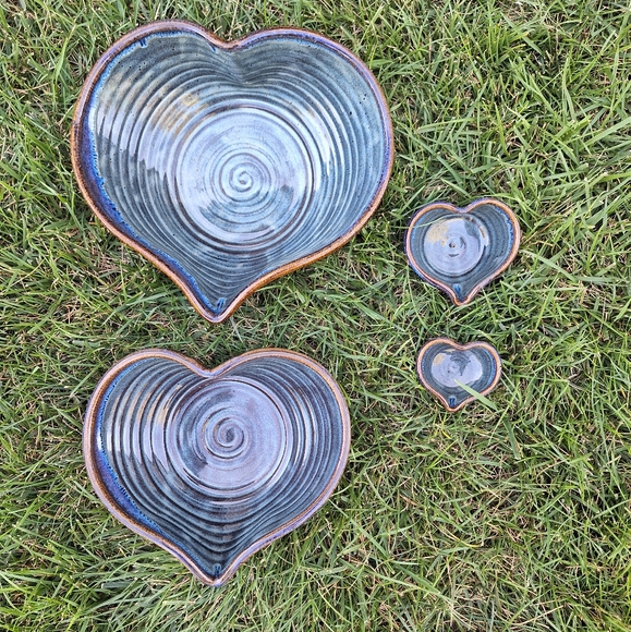 Vintage | Dining | Signed Greg Neal Pottery Heart Bowls Set Of 4 Blue ...